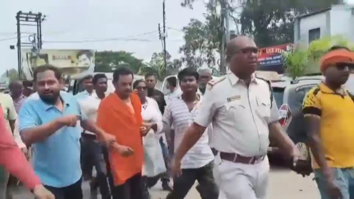 TMC leader forced to wear saffron shawl, paraded, then handed over to ...