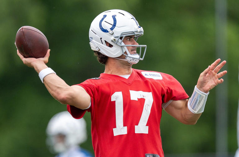 Could the Colts really bench Daniel Jones