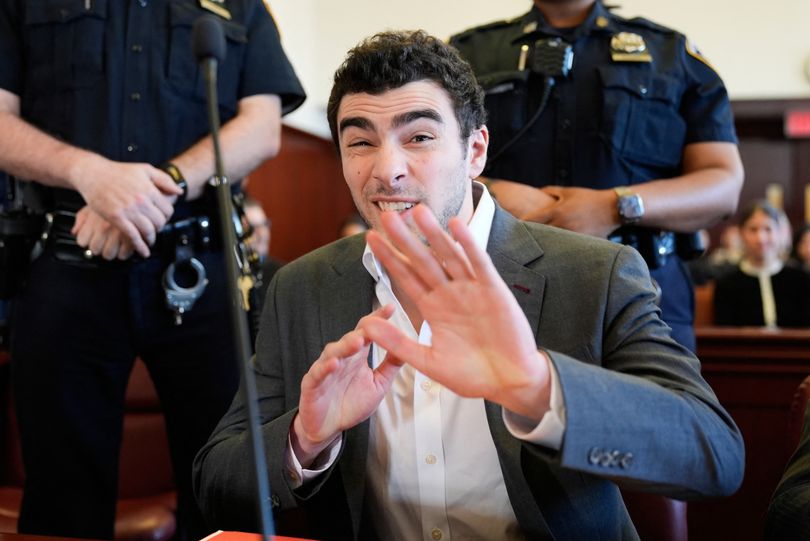 Luigi Mangione’s state trial 'could' be delayed for two reasons ...