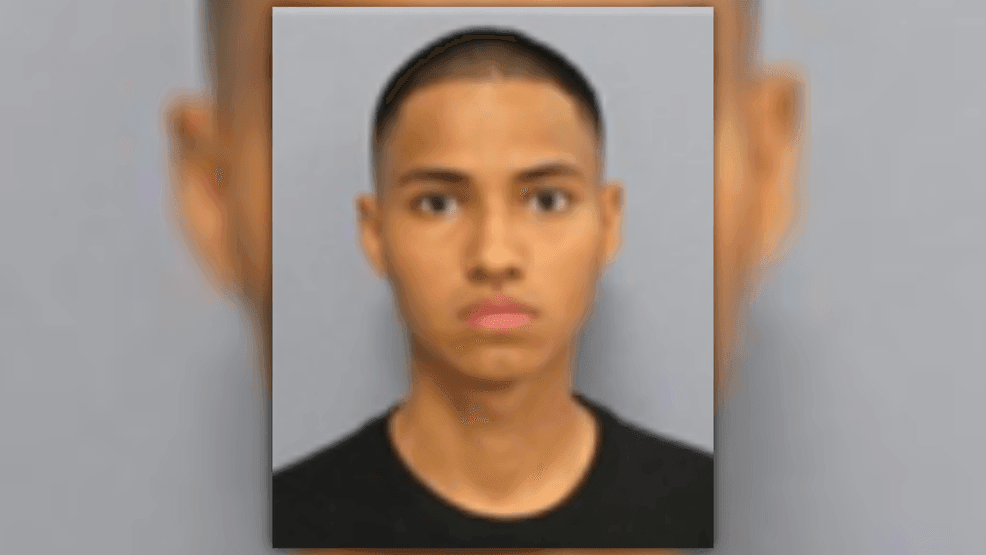 Off-duty detention deputy arrested on human smuggling charges after ...