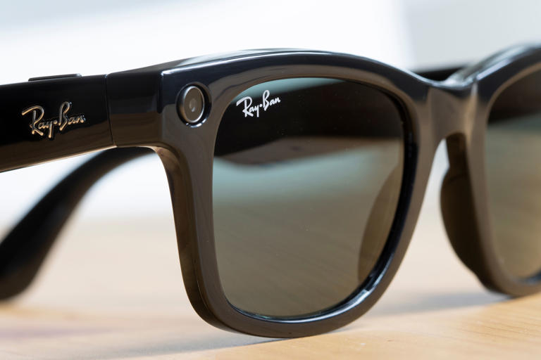 Code reveals Meta smart glasses can use 'faceprint' tracking, raising ...