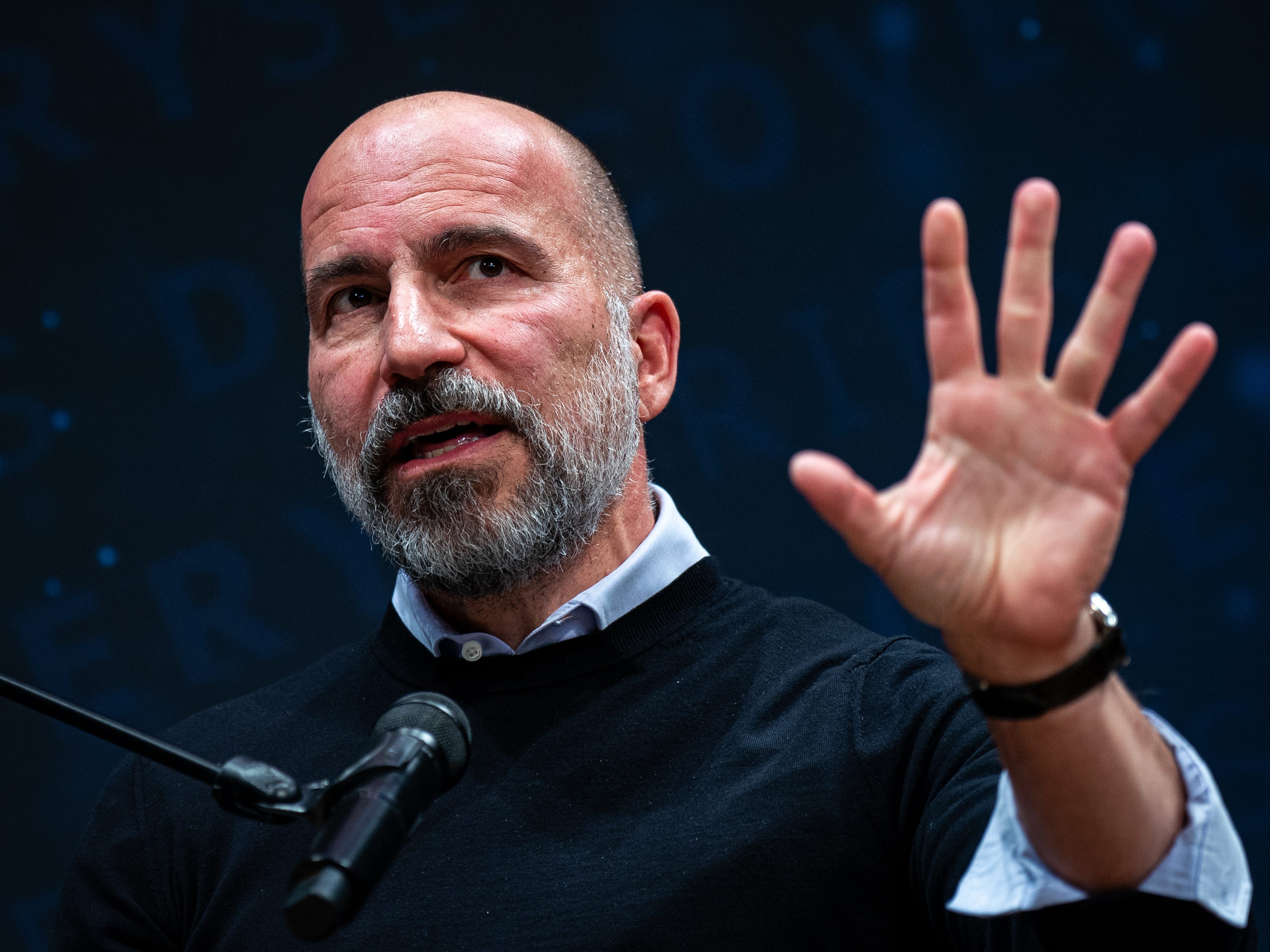High pay, chaotic scheduling: What it's like working for Uber's AI ...