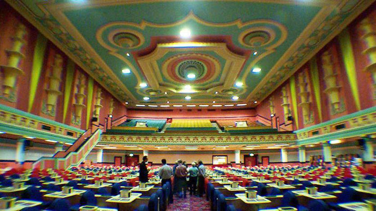 Proposal to close Grade-II listed bingo hall