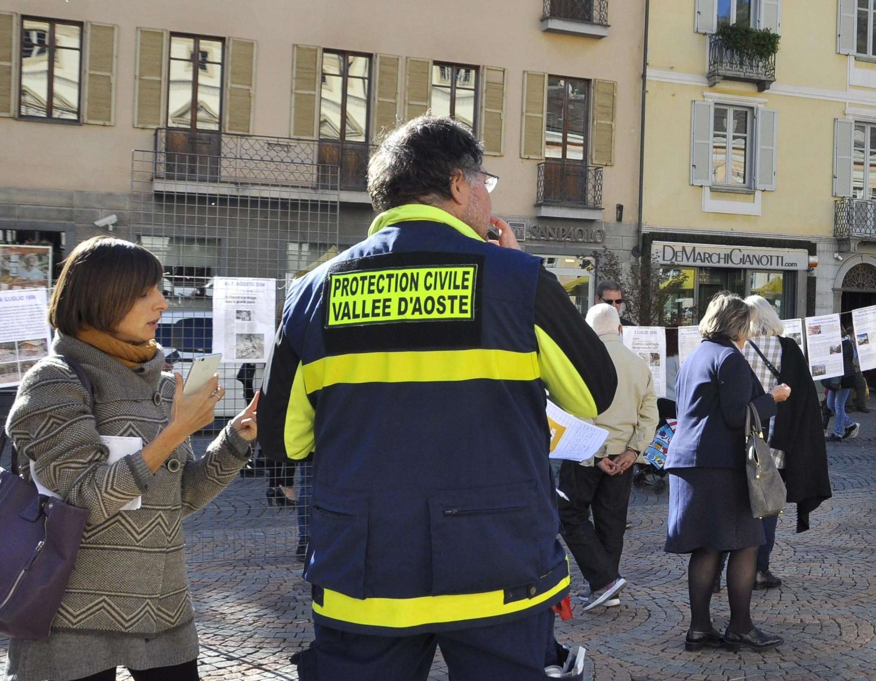 Truffe, allerta della Protezione civile dopo il furto di giubbotti