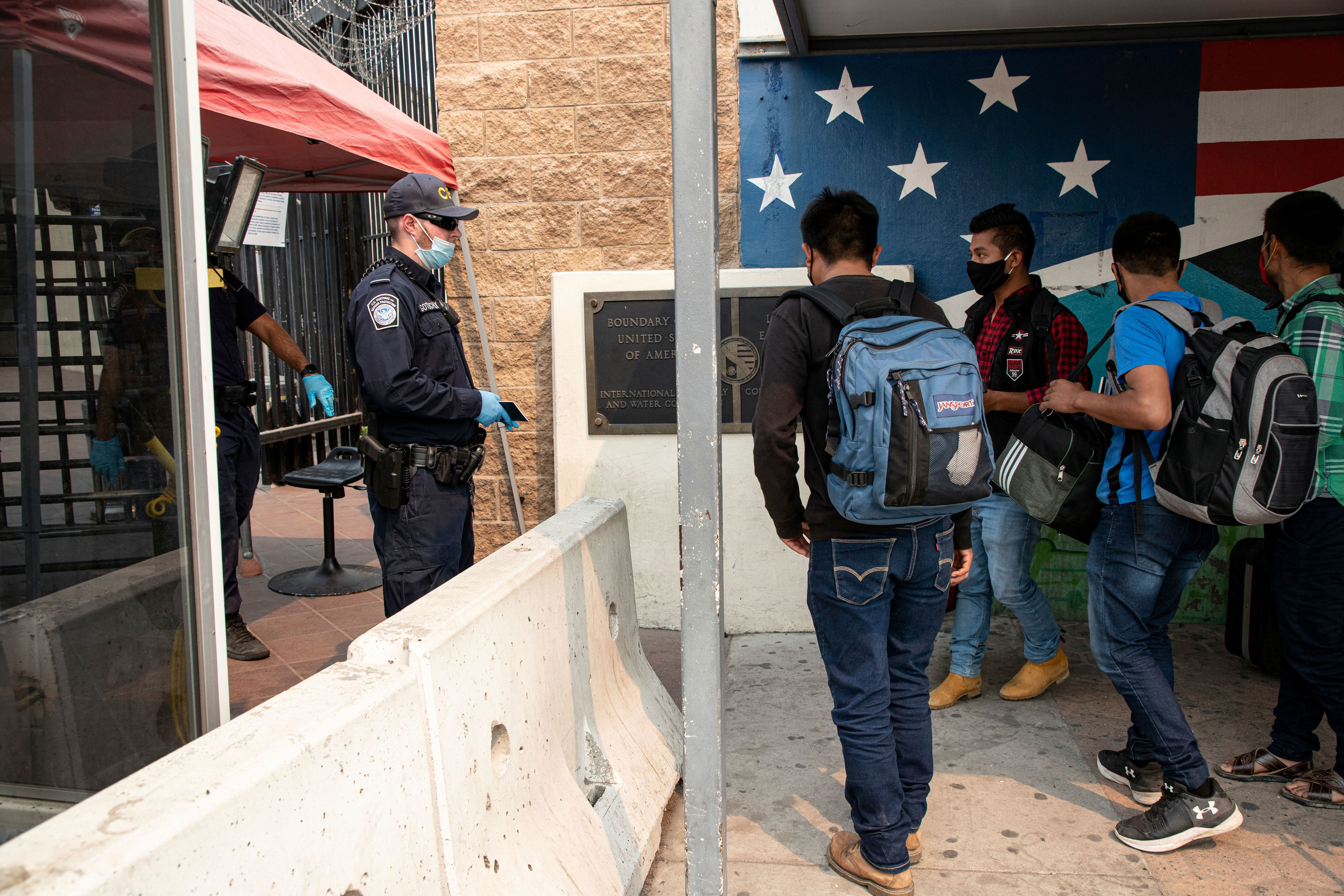 US State Department warns Americans to check bags and clothing in World ...