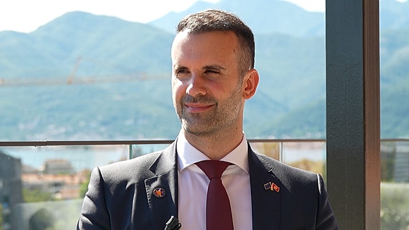 EU-Beitritt in Reichweite? Premier Spajić: "Montenegro ist wie ein Keks"