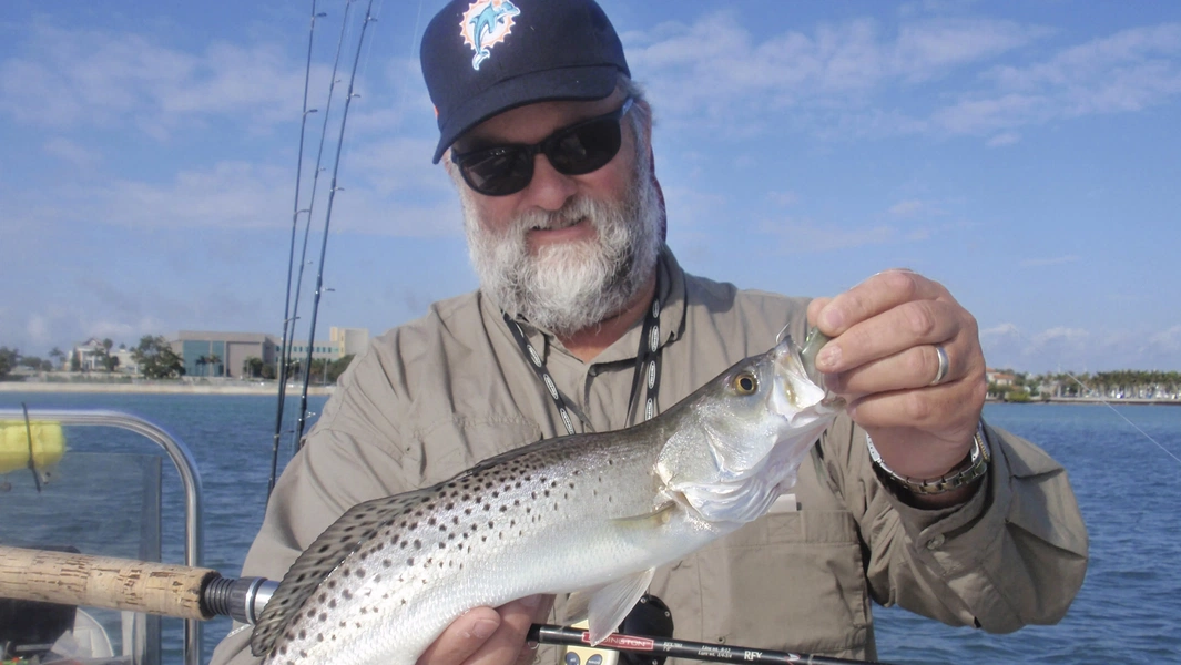 Texas jetty trip reveals diverse saltwater catch under shifting conditions