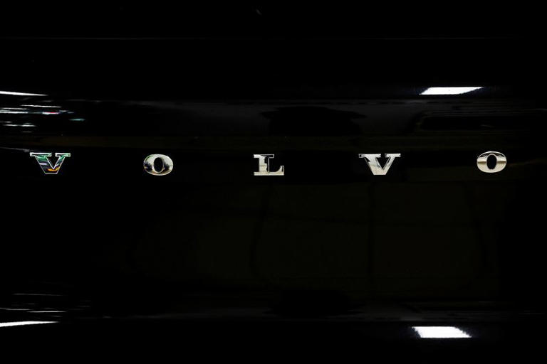 Thai consumer watchdog to file civil suit against Volvo Cars' Thai unit ...
