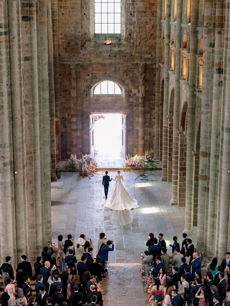 The breathtaking details of Ming Xi and Mario Ho's wedding at Mont ...