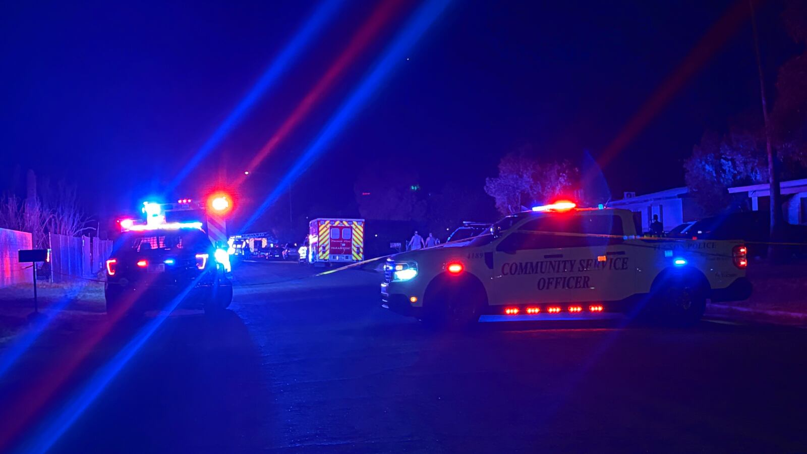 Crews respond to house fire, explosion near Golf Links, Swan in Tucson