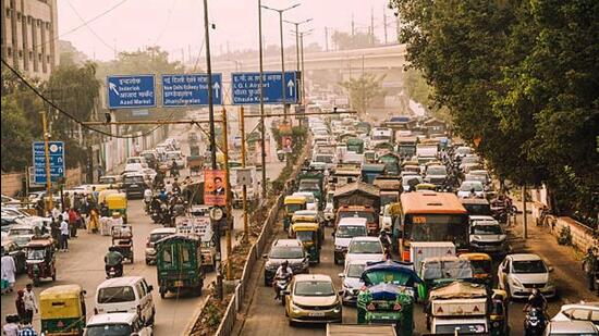 Low metro ridership despite ₹4.5 lakh cr spend; India needs new ...
