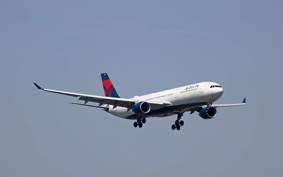 Delta adds SkyMiles Amex perks without fee hikes