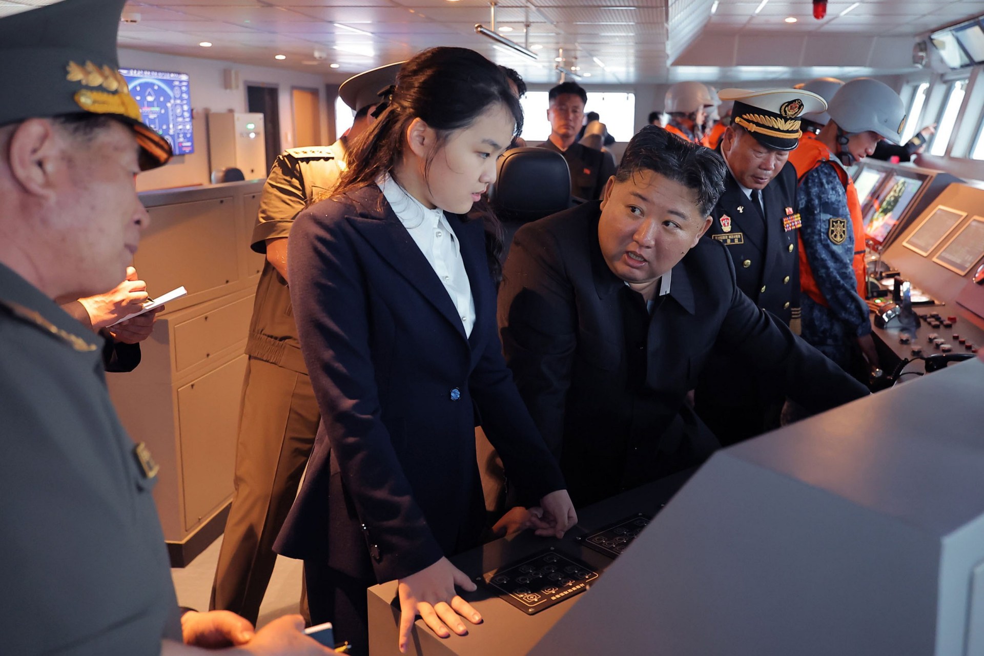 Kim Jong Un reveals plan for nuclear-armed navy with 'secret underwater ...