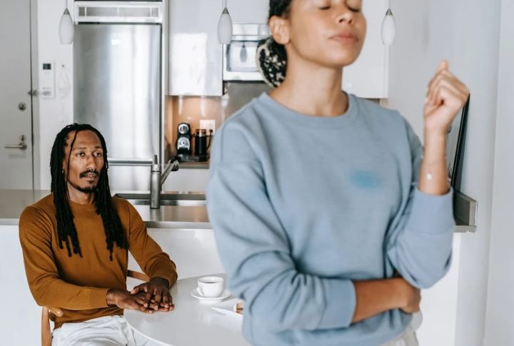 20 relationship deal breakers for the self-assured woman