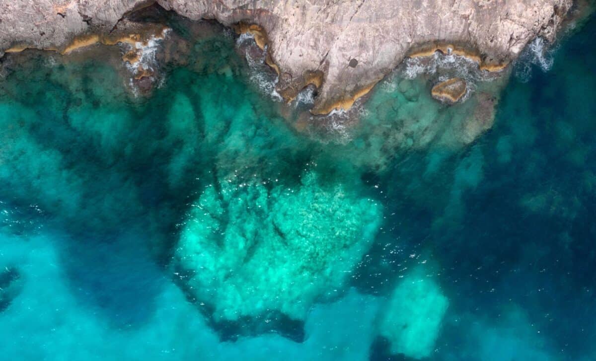 Scientists found evidence the Mediterranean Sea completely dried out ...