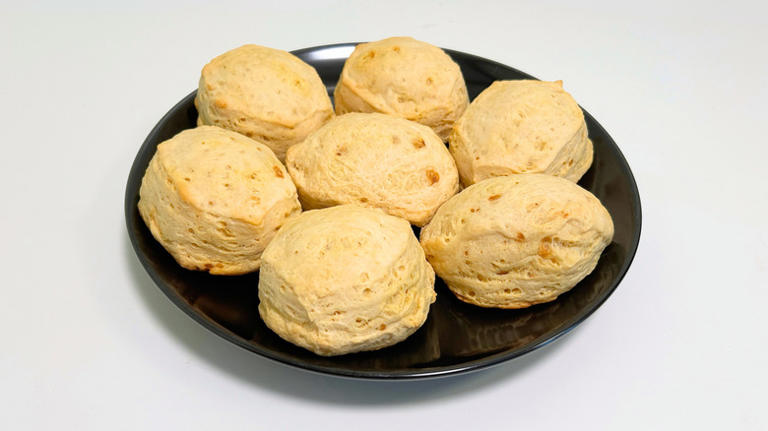 Review: The new Pillsbury Grands! Poppin' flavor line rivals scratch-made
