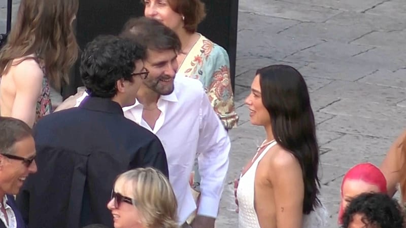Itália: Dua Lipa e Callum Turner celebram casamento na Sicília com ...
