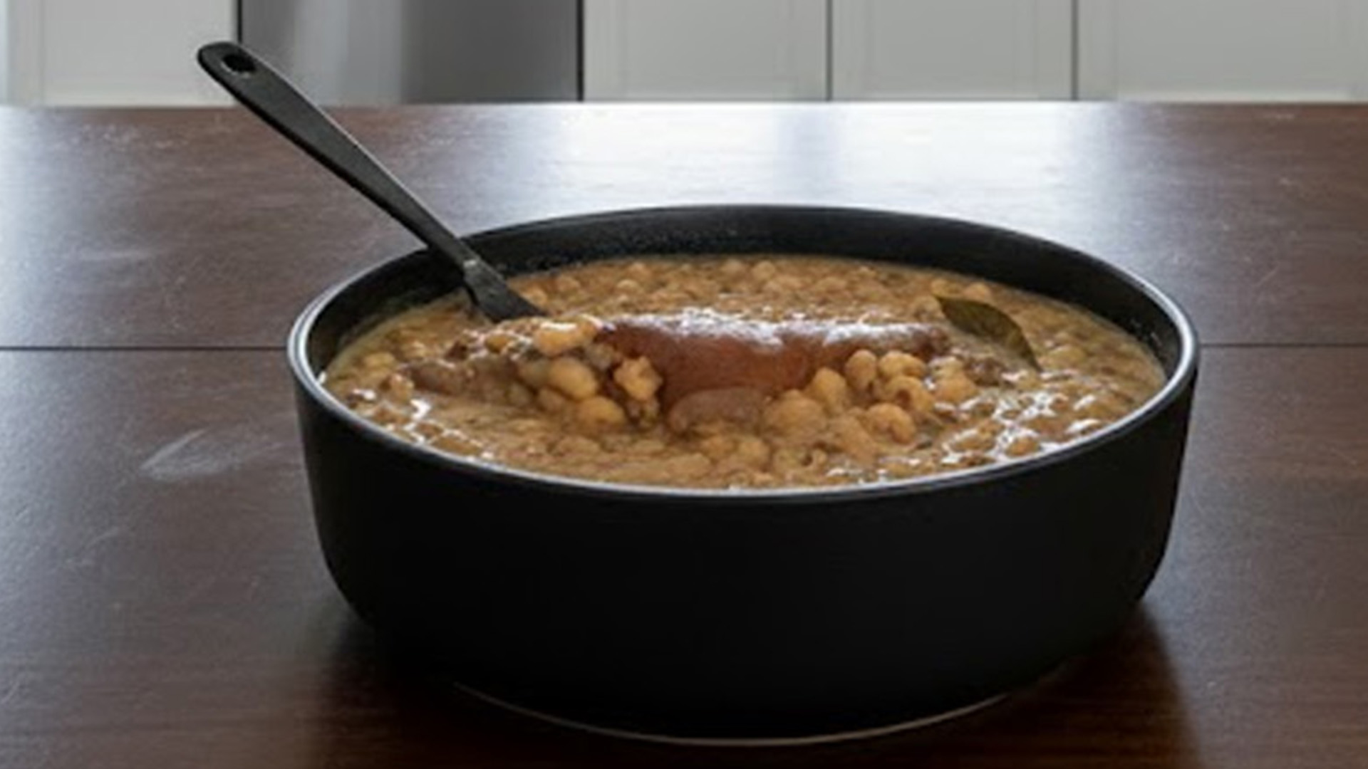 How to make classic ham and bean soup