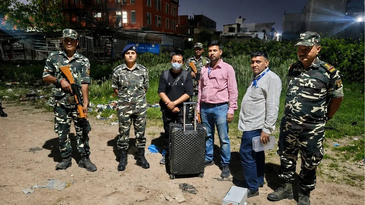 Myanmar national arrested at India-Nepal border with 4.5 kg hydroponic ...