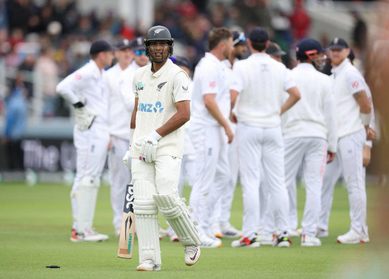 Cricket - Rain frustrates England victory quest at Lord's