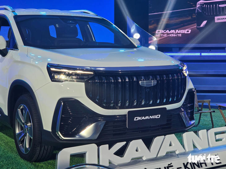 Geely Okavango ra mắt Việt Nam: Giá từ 739 triệu, rẻ hơn Toyota Corolla ...
