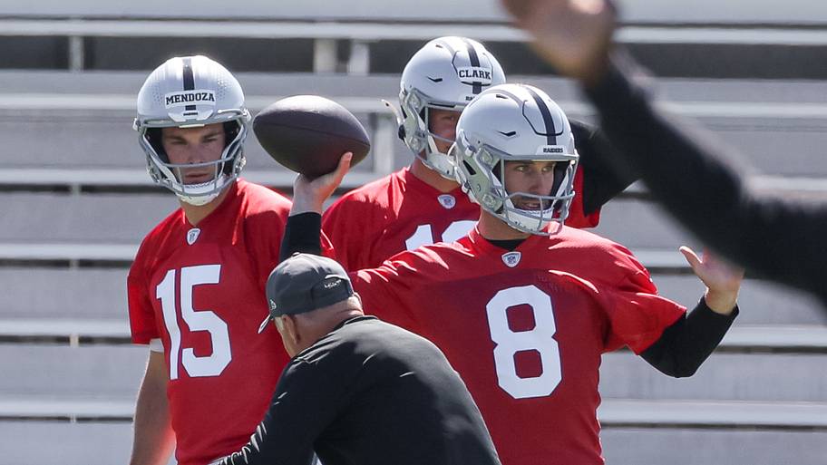 Breaking down Raiders' newfound quarterback room