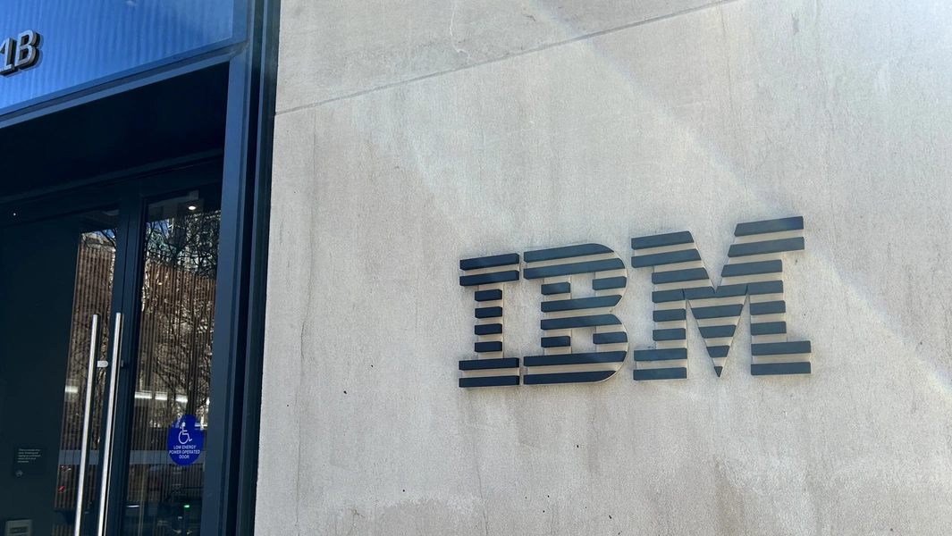 Whistleblower claims IBM, AT&T hid massive cyber breaches