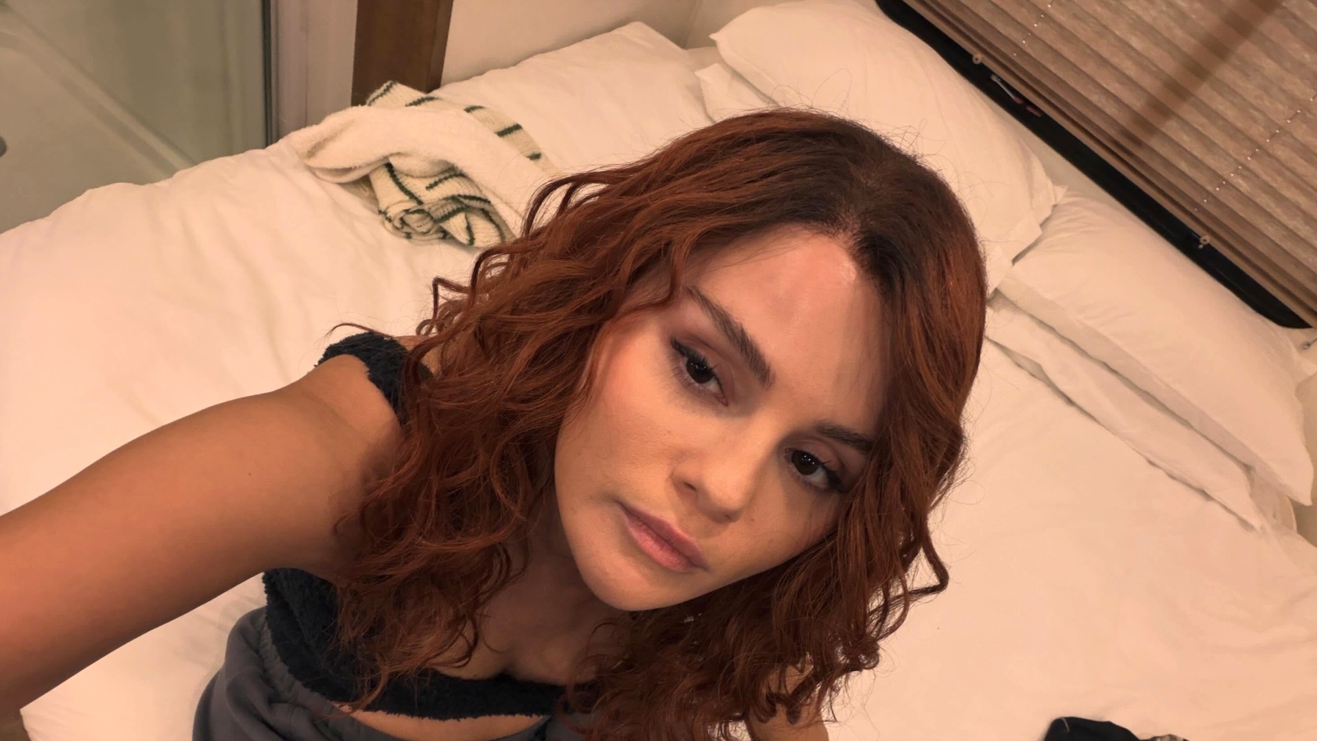 Selena Gomez surprises internet users with a new hair color