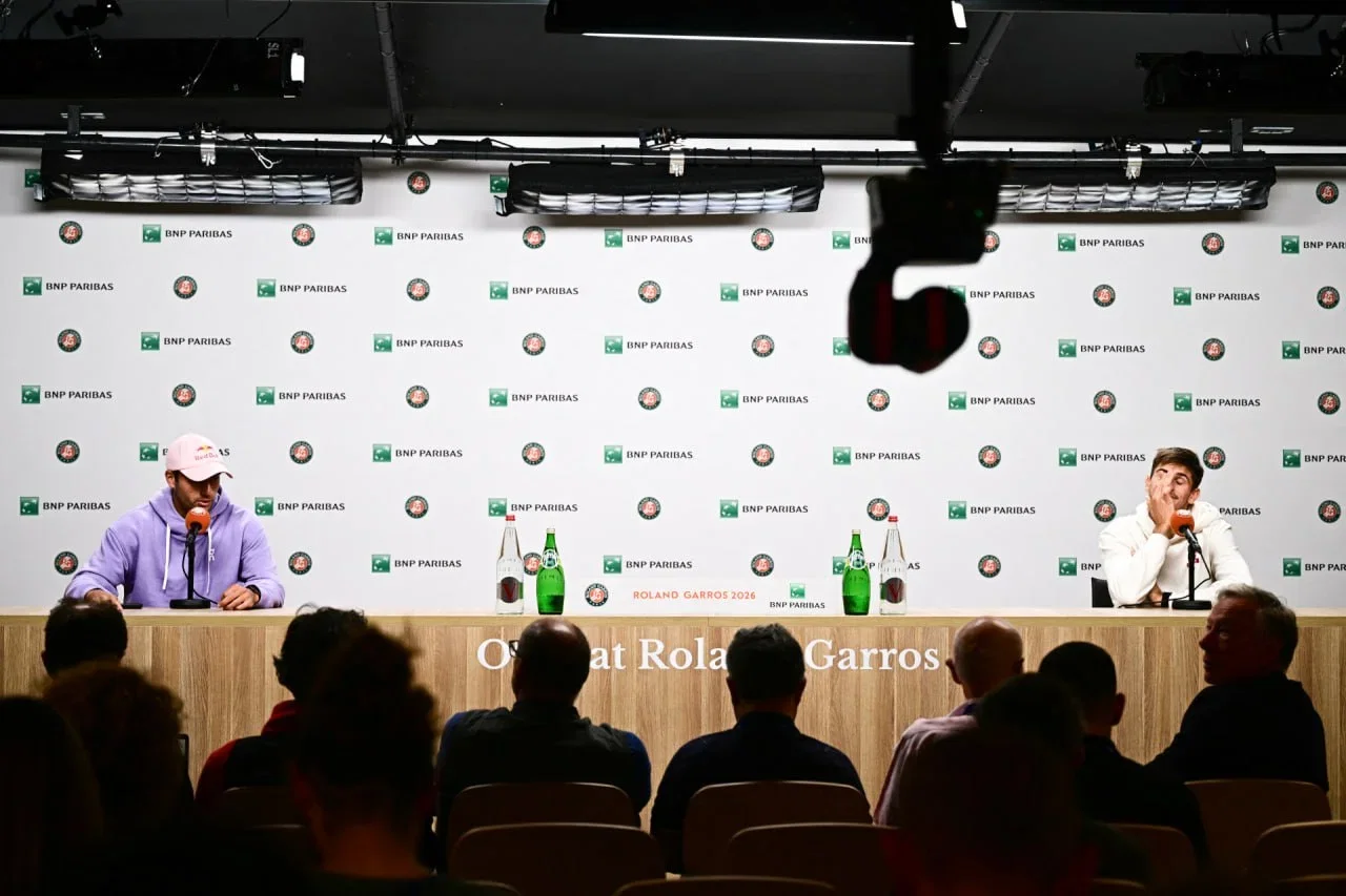 «Se há um vírus, porque é que vocês estão aí?»: McEnroe chocado com a ...