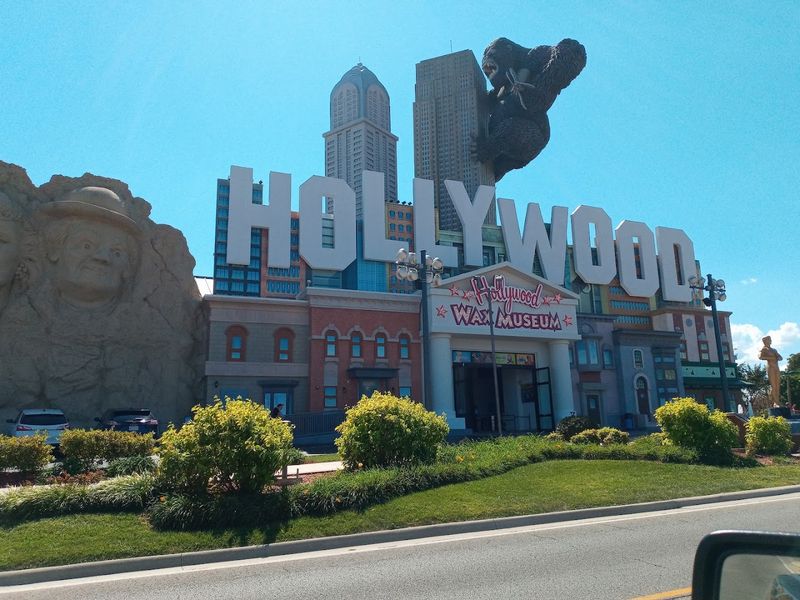 Locals quietly complain this popular Missouri hub has become too ...