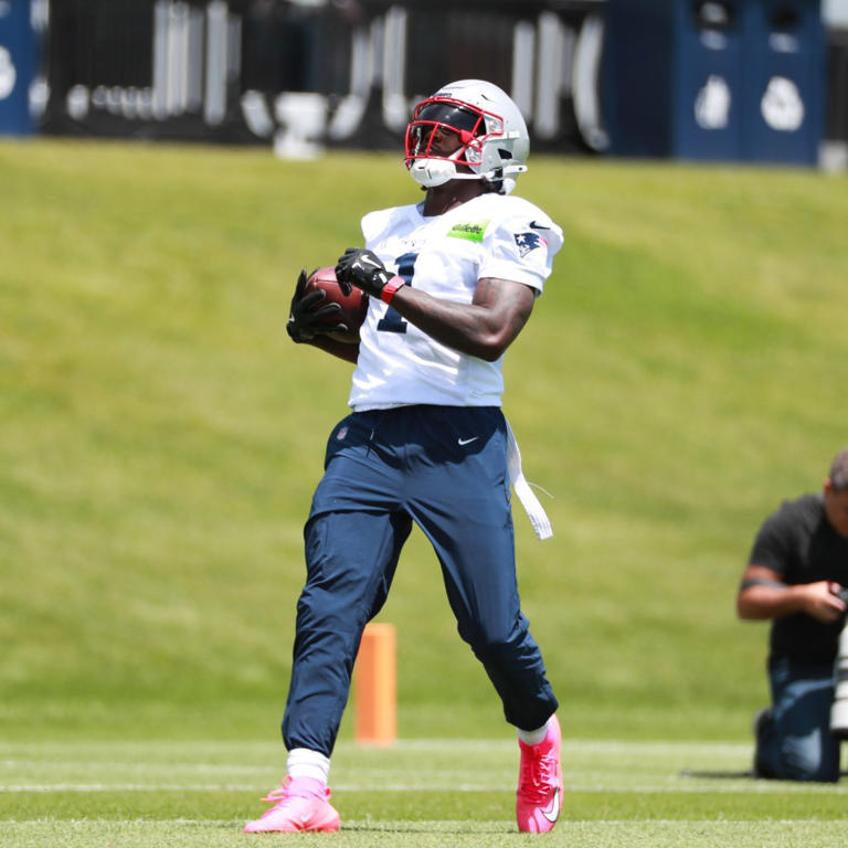 AJ Brown admits he 'purposely' fed Eagles stories to media for one reason