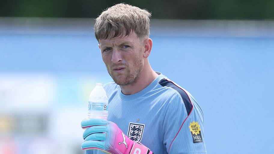 FIFA reverses decision, allows fans to bring water bottles after mass ...