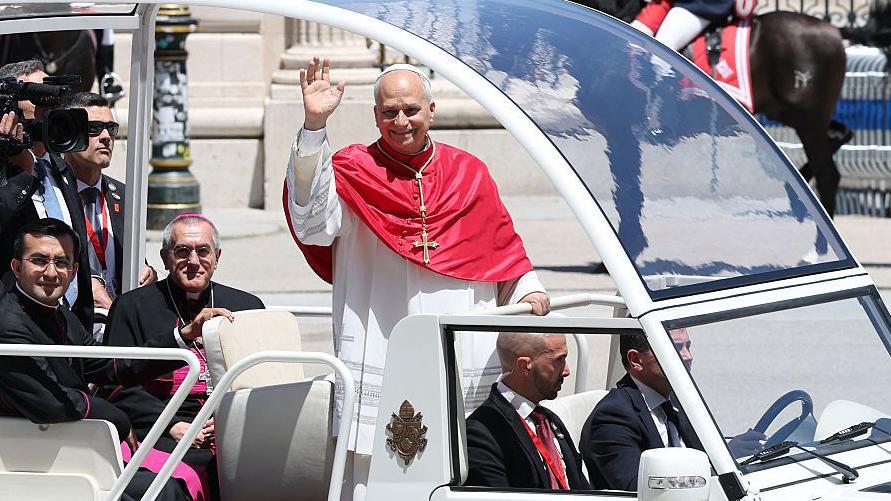 Pope Leo begins Spain visit with praise for government
