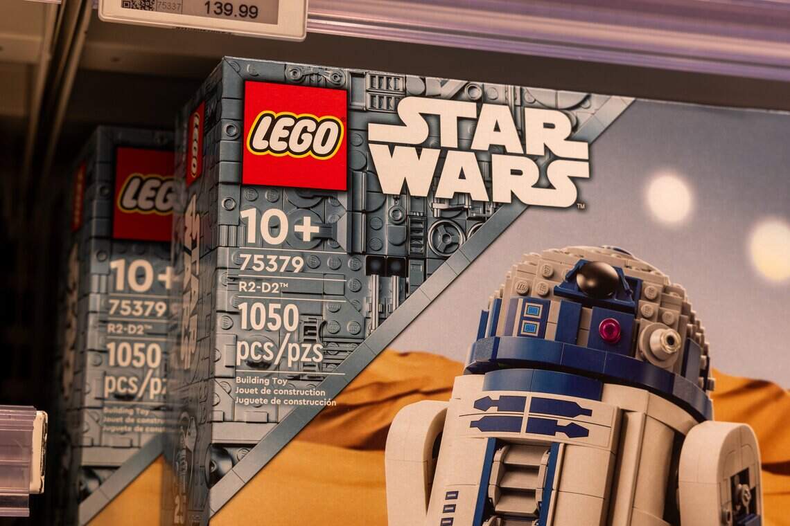 Sacramento Bricks & Minifigs will close for 1 week after staff received ...