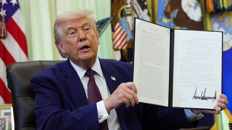 Trump's latest memo puts 'most advanced AI in the world' into the ...