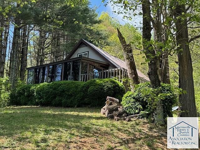 Escape to a 1985 secluded cottage in Woolwine, Virginia, featuring a ...