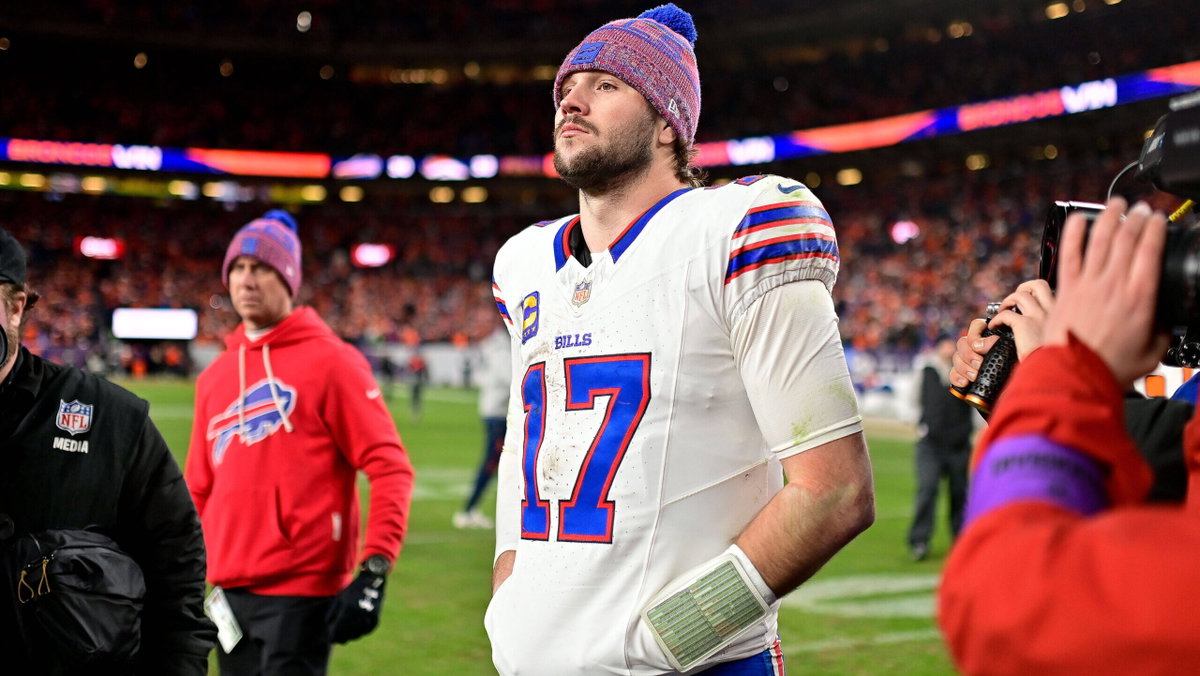 Rankings Top 25 Quarterbacks Who Entered the OTAs