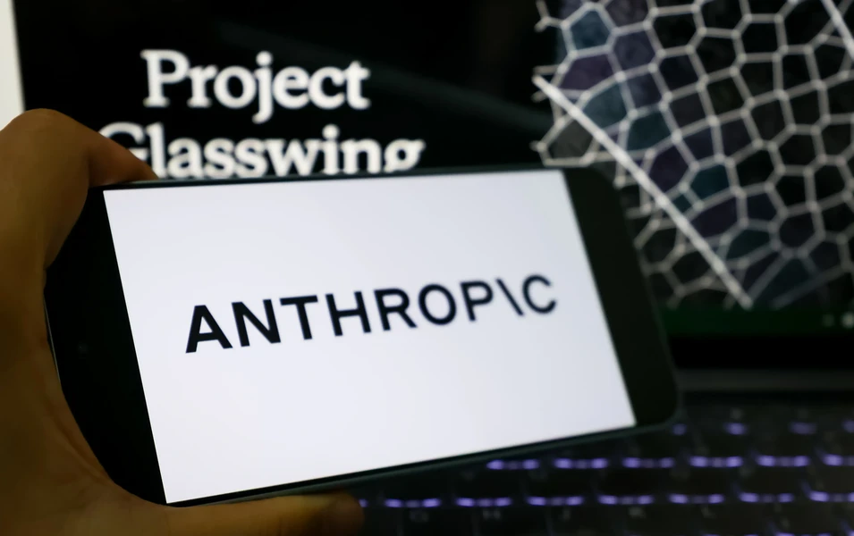 White House and Anthropic warn of AI-powered cyber threats