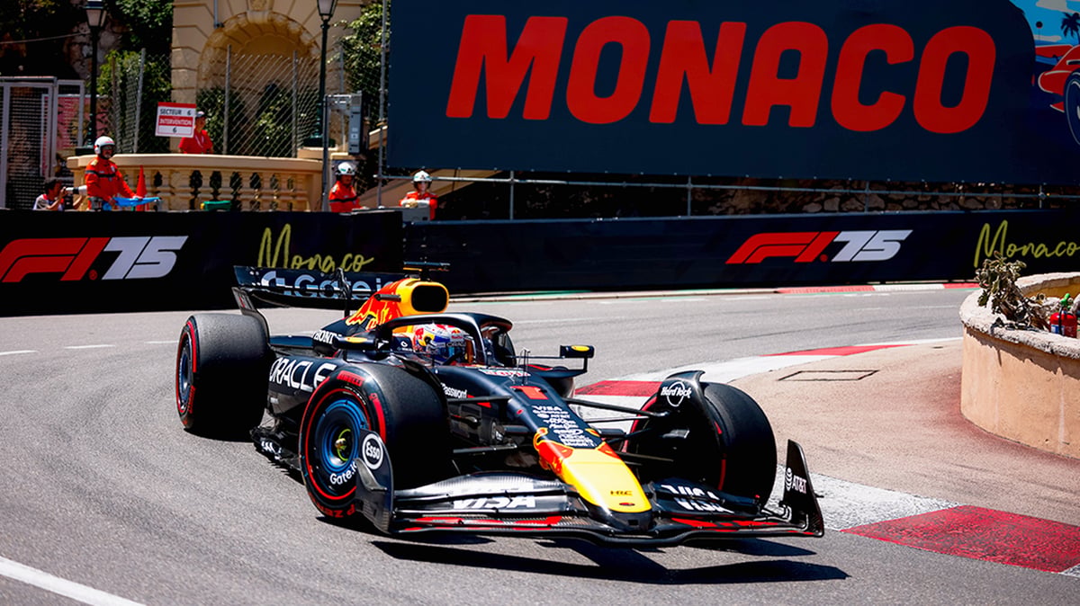 Teruglezen | Max Verstappen in zinderende kwalificatie in Monaco nipt ...