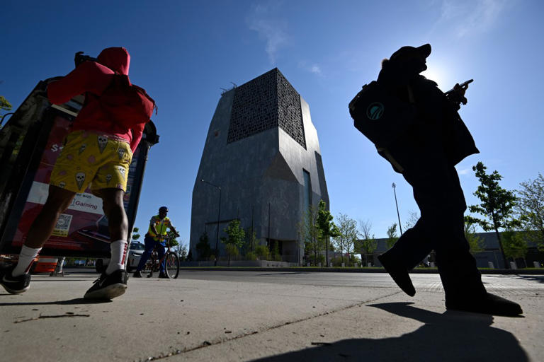 Trump invited to tour Obama Center after calling it a 'disaster'