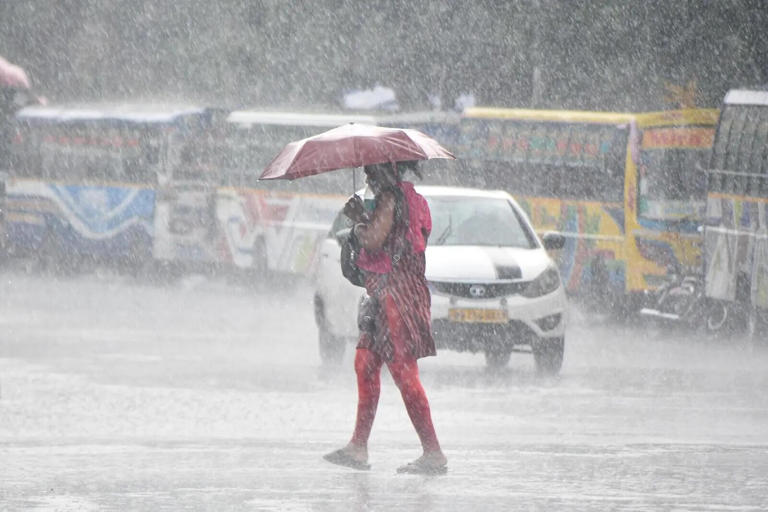 Temp rises, cloud cover likely to stay for 3-4 days
