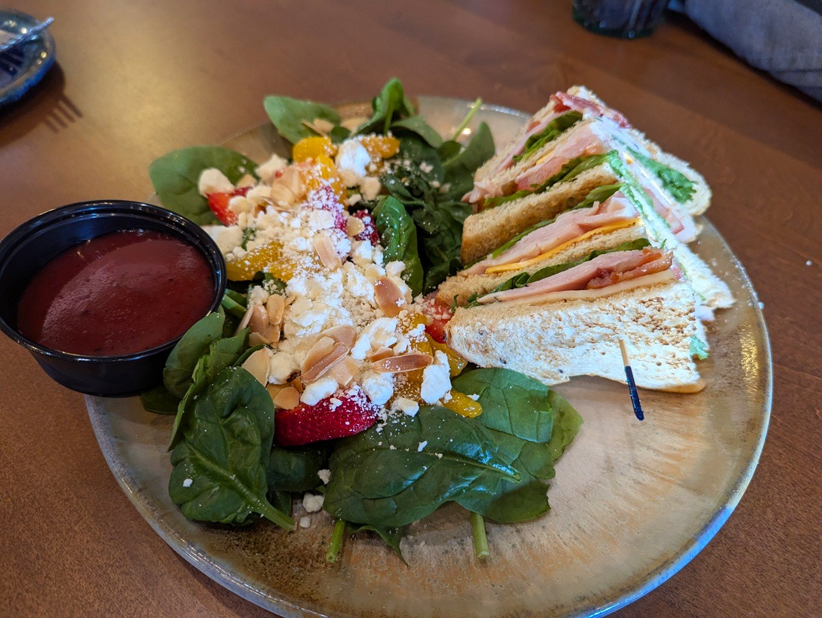 8 best places to eat in Pigeon Forge, TN for first-timers