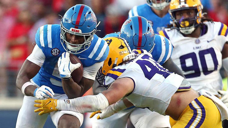 Every swing game on LSU's 2026 football schedule