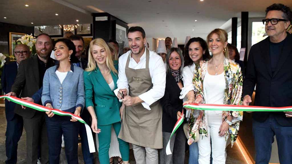 Apre Aurea, la pasticceria di lusso di Damiano Carrara sulla riviera ...