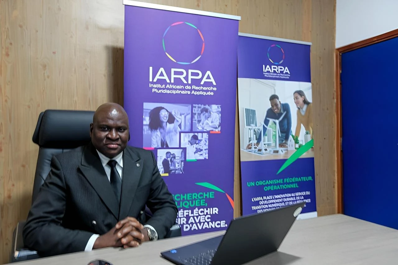 Recherche scientifique & innovation : Le prix IARPA attribué au Pr ...