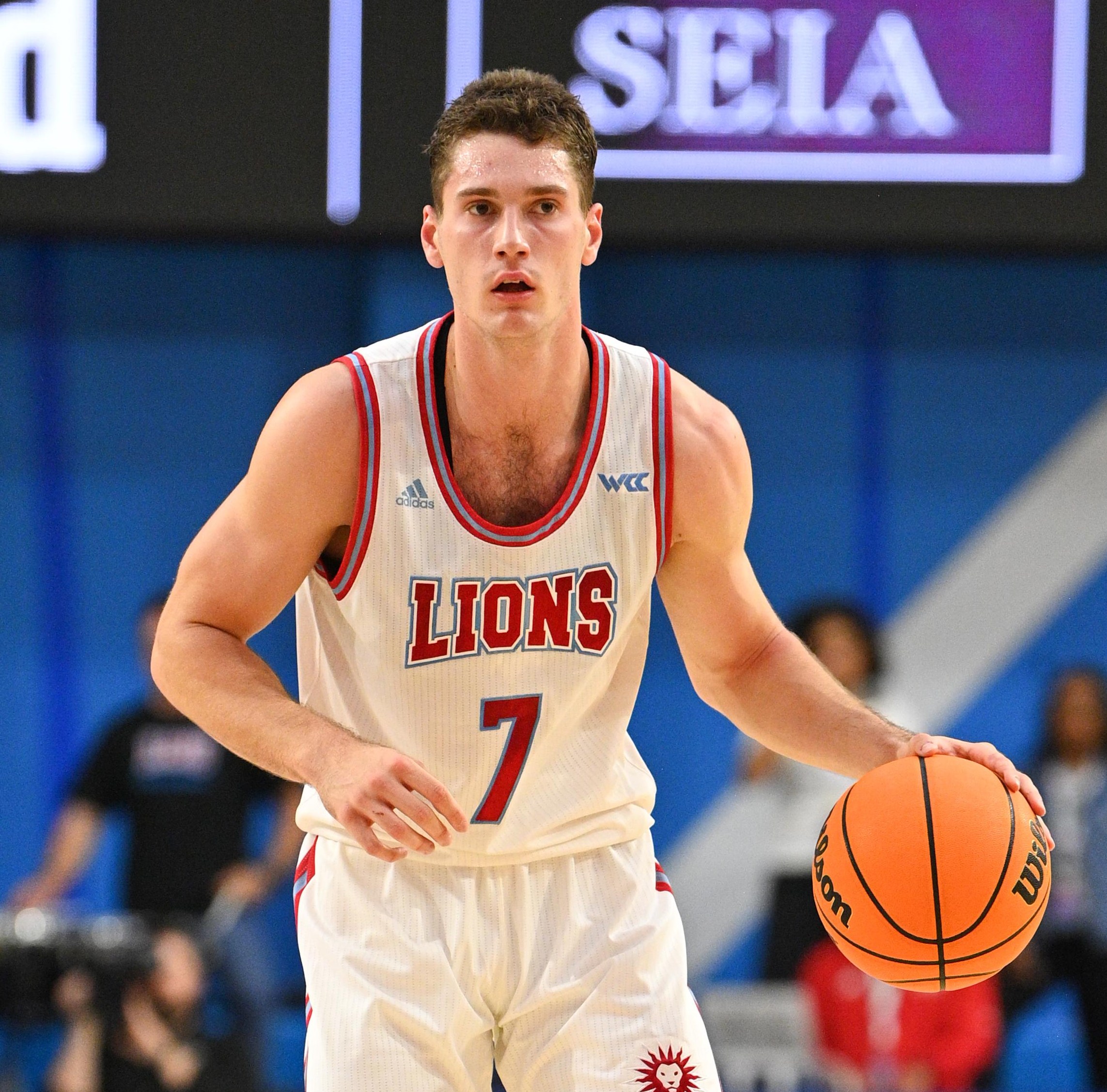 Virginia basketball adds guard depth in transfer Jan Vide