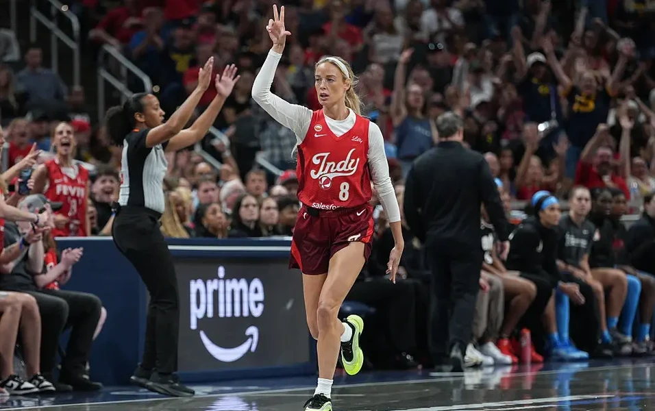 Cunningham arrives in NYC with mom for key Fever–Liberty clash