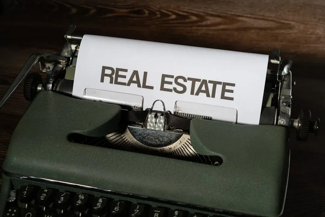 Experienced realtors instantly notice these 5 behaviors during home tours