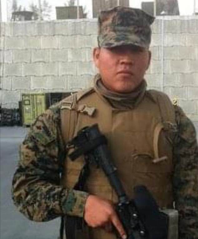 Moment four hooded teens pull a gun on the wrong Marine veteran trained ...