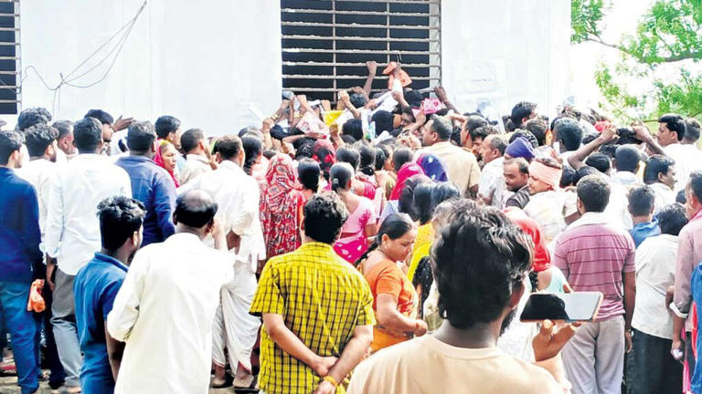 జొన్న రైతు జాగారం
